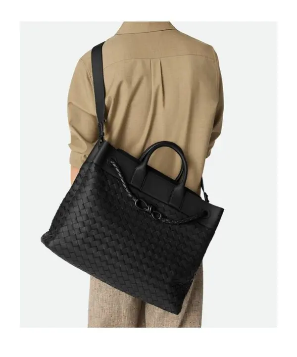 Bottega Veneta Andiamo Voyager Tote - Black