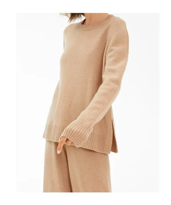 JUVIA Ribbed Crew Neck Sweater With Raglan Sleeves And Side Slits