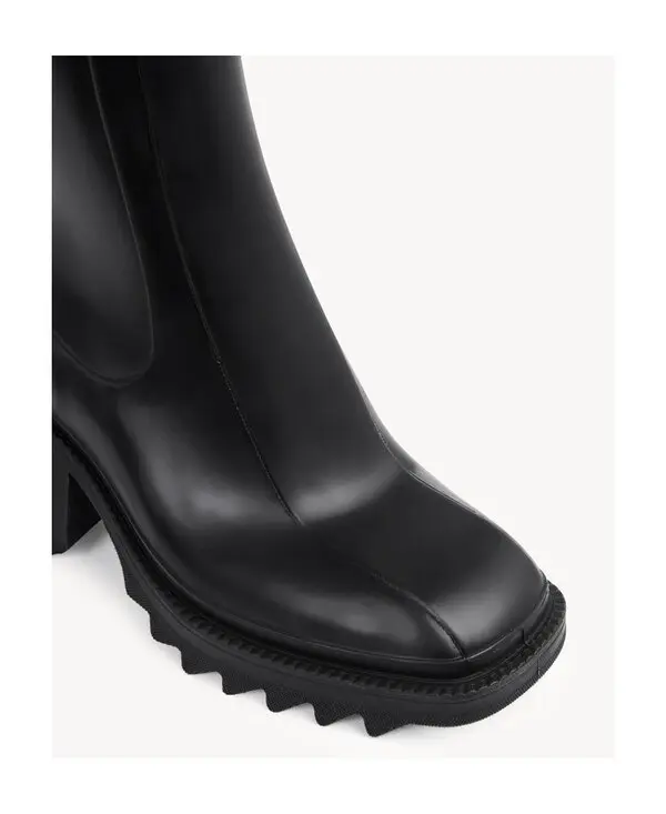 Chloé Betty Round Toe Boots - Black