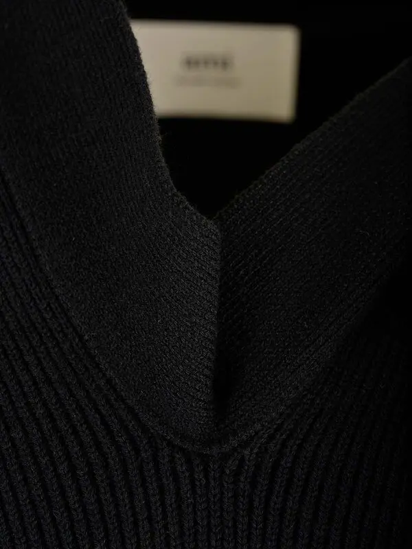 AMI Paris De Coeur Long-sleeved Knitted Jumper