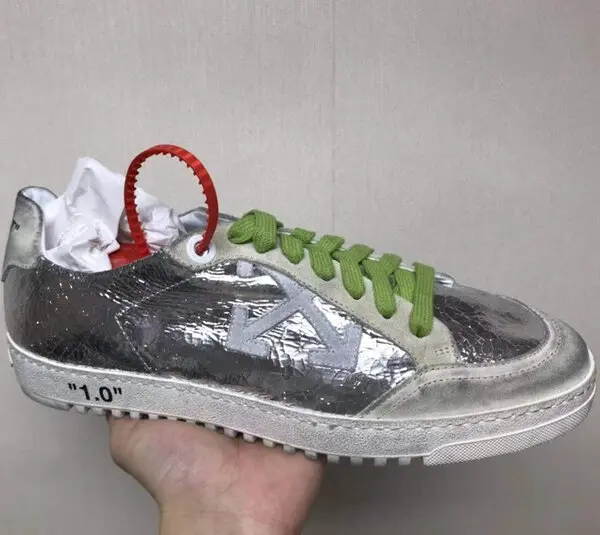 Off-White Arrow 2.0" Metallic Low Top Sneakers - White