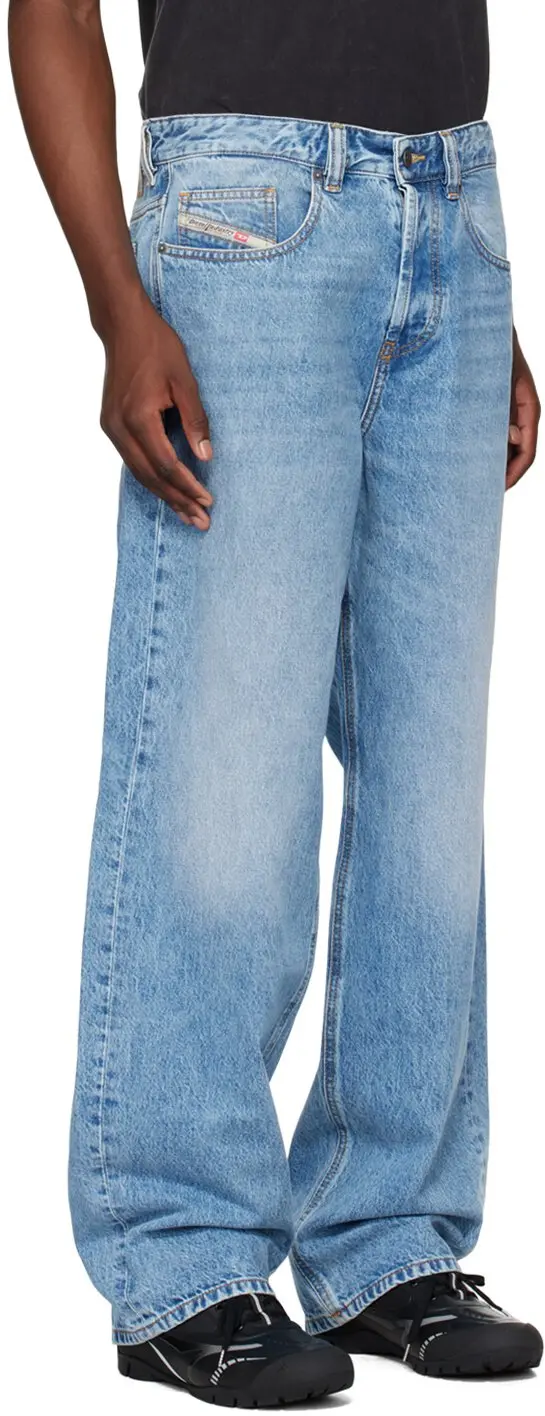 DIESEL® 2001 D-macro Straight-leg Jeans