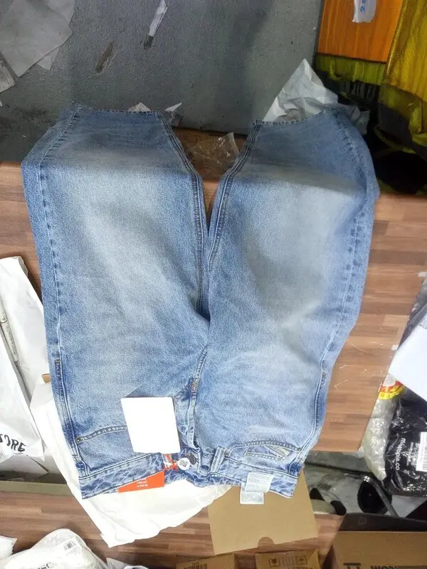 DIESEL® 2001 D-macro Straight-leg Jeans