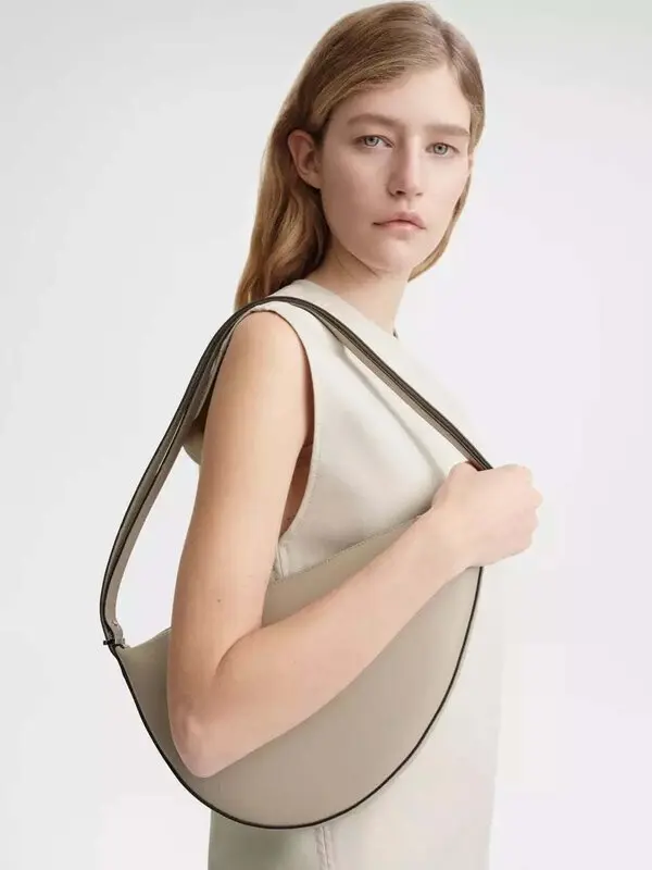 TOTEME Scooped Sling Leather Shoulder Bag