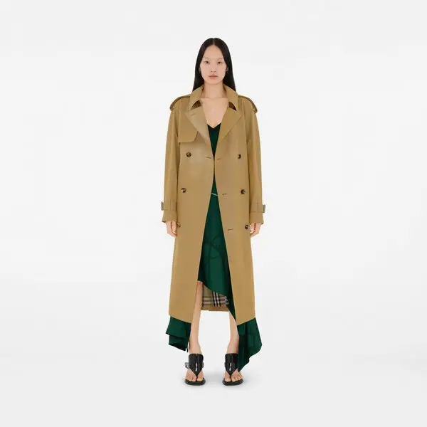 Burberry Kensington Heritage Double Breasted Belted Trench Coat