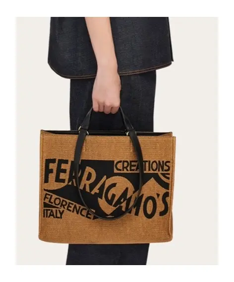 FERRAGAMO Logo Tote Bag - Brown