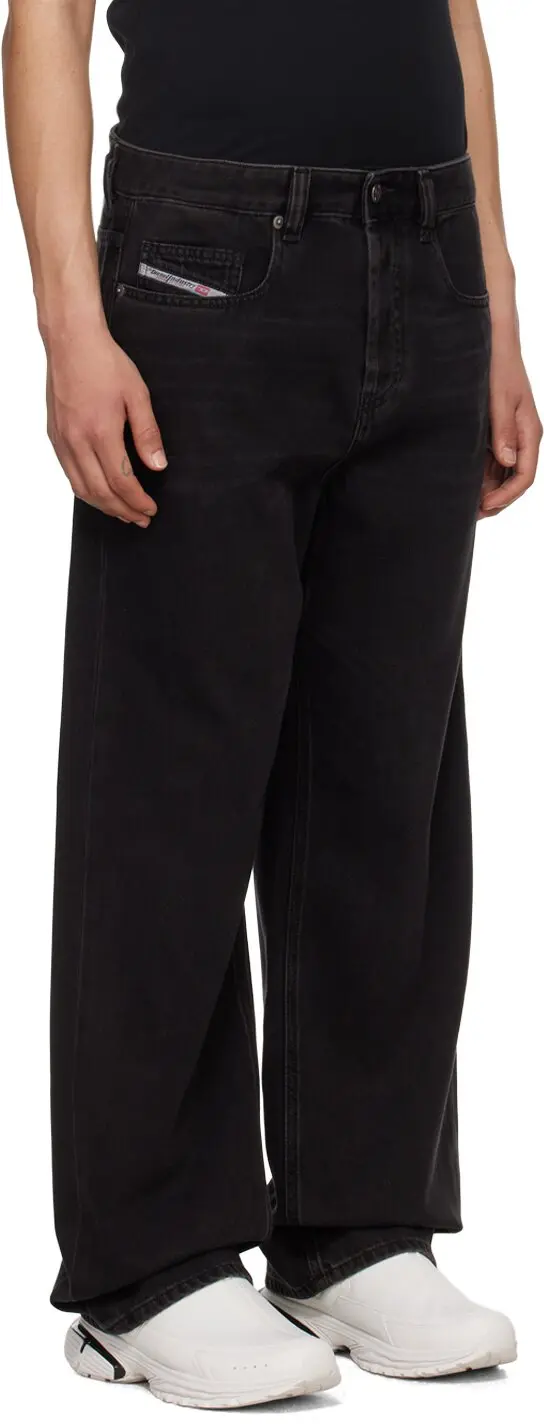 DIESEL® 2001 D-macro Straight Jeans - Black