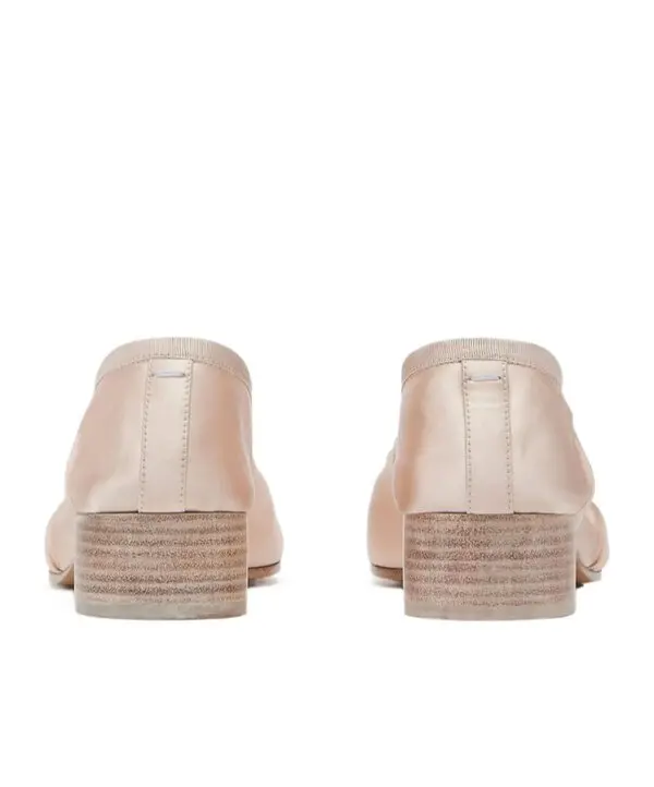 MAISON MARGIELA Tabi Ballet Flats