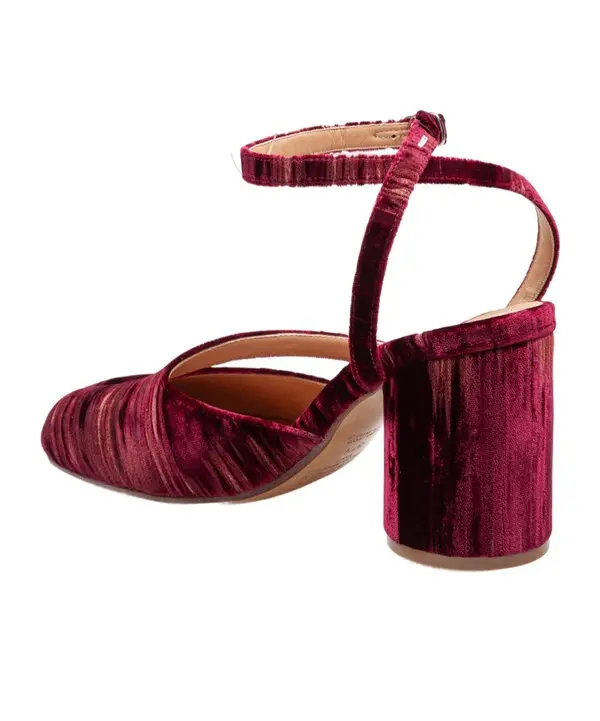 MAISON MARGIELA Tabi Sandal Pumps - Red