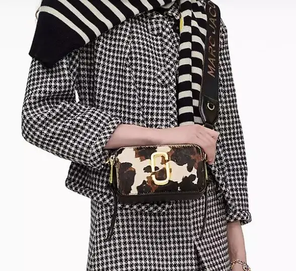 Marc Jacobs Snapshot Shoulder Bag - Black