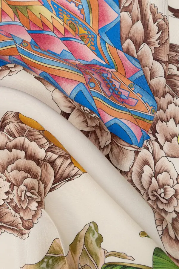 FERRAGAMO Logo Printed Scarf