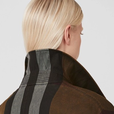 Burberry Checked Long-sleeve Jacket