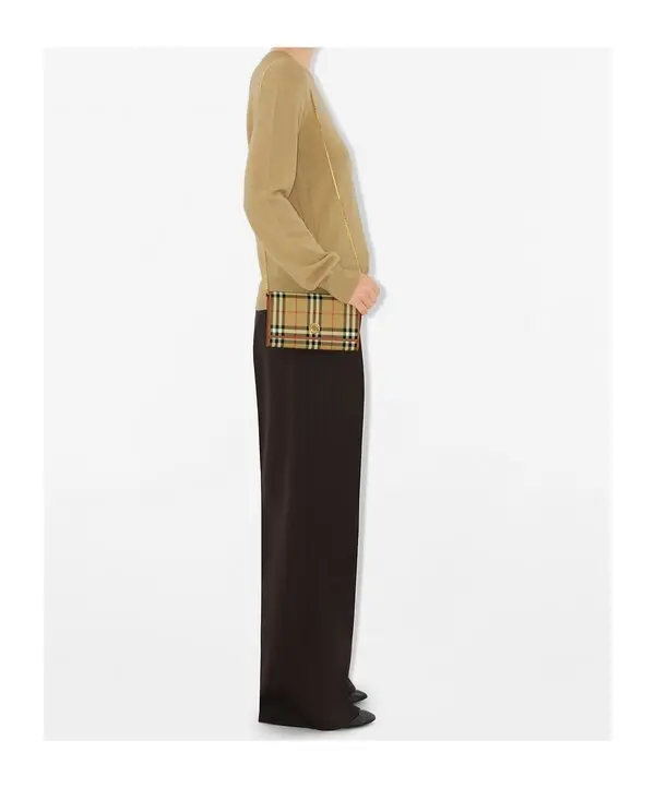 Burberry Checked Chain-linked Shoulder Bag