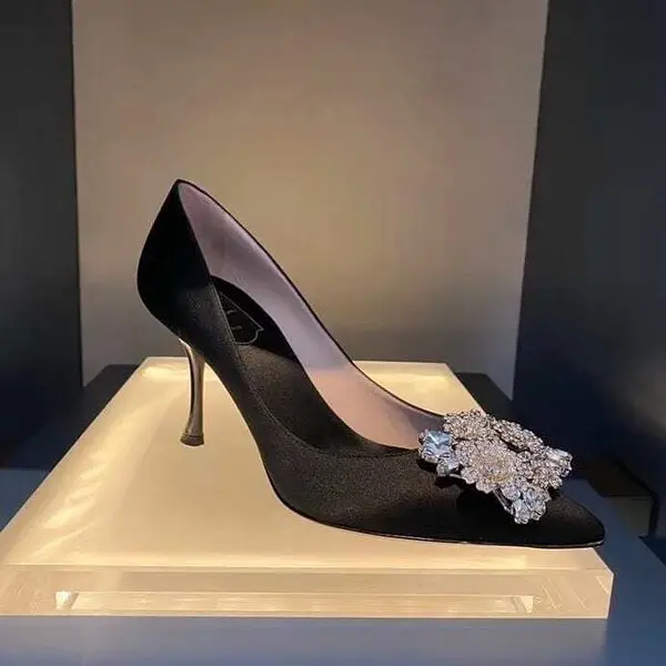 ROGER VIVIER Bouquet Strass Buckle Pumps
