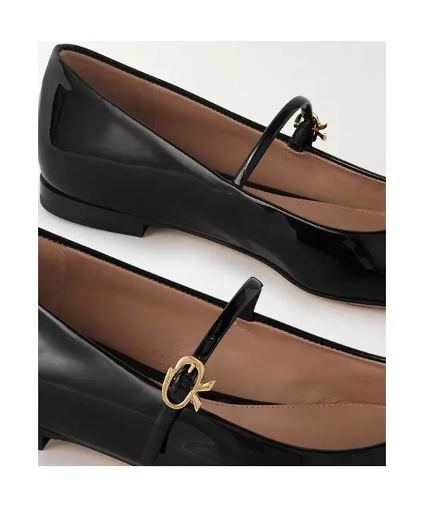 GIANVITO ROSSI Pointed Toe Mary Jane Flats