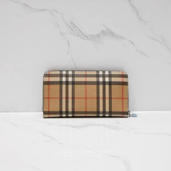 Burberry Vintage Check And Leather Ziparound Wallet