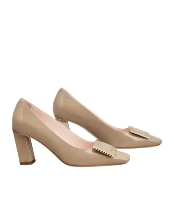 ROGER VIVIER Logo Buckled Block Heel Pumps - Beige