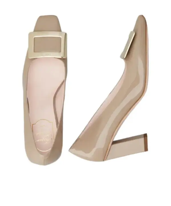 ROGER VIVIER Logo Buckled Block Heel Pumps - Beige