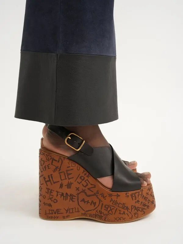 Chloé Open-toe Wedge Sandals With Buckle Detail