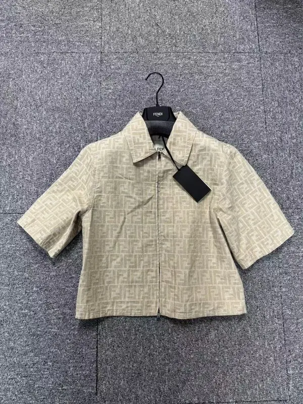 Fendi Ff Chambray Zipped Cropped Jacket - Beige
