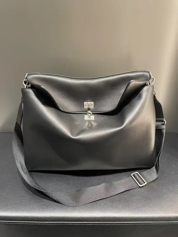 Balenciaga Rodeo Medium Messenger Bag
