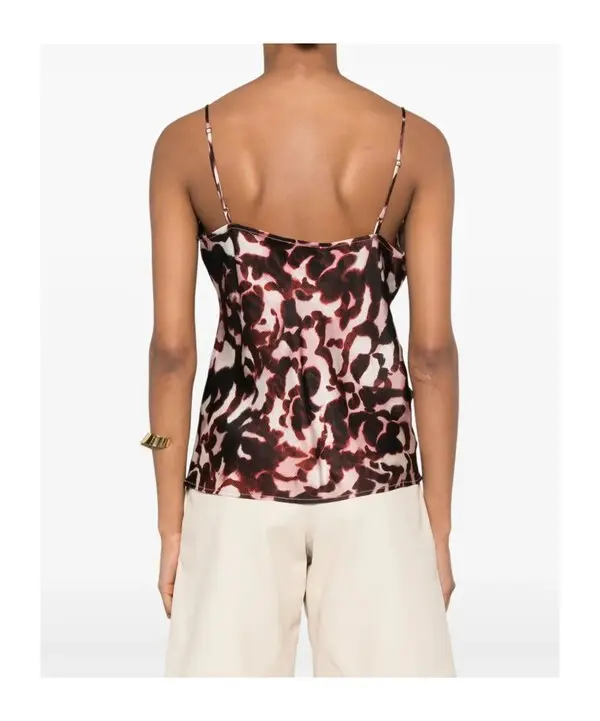 FORTE_FORTE Sleeveless V-neck Graphic Print Top