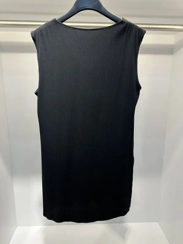 Max Mara V-neck Sleeveless Vest