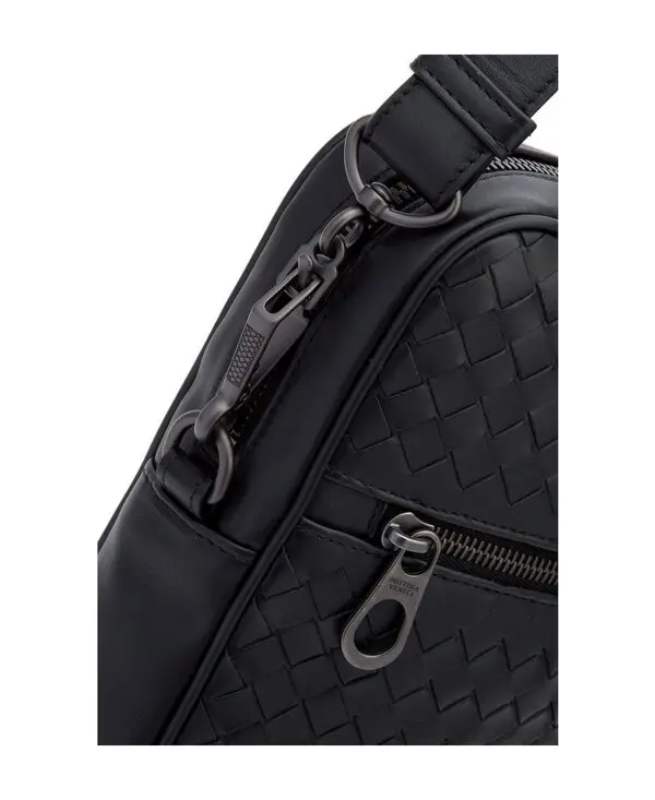 Bottega Veneta Intreciato Hand-knitted Shoulder Bag - Black