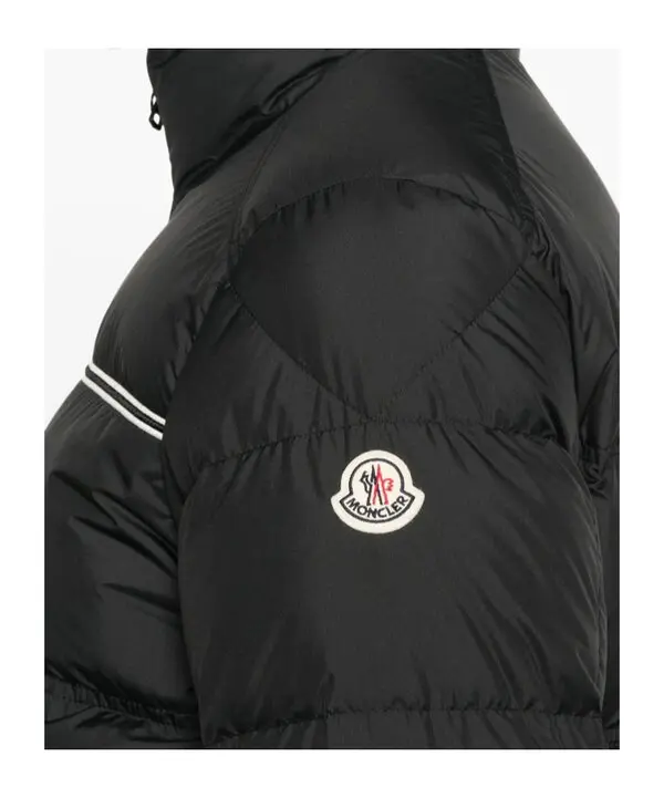 Moncler Logo Patch Zip-up Jacket - Black