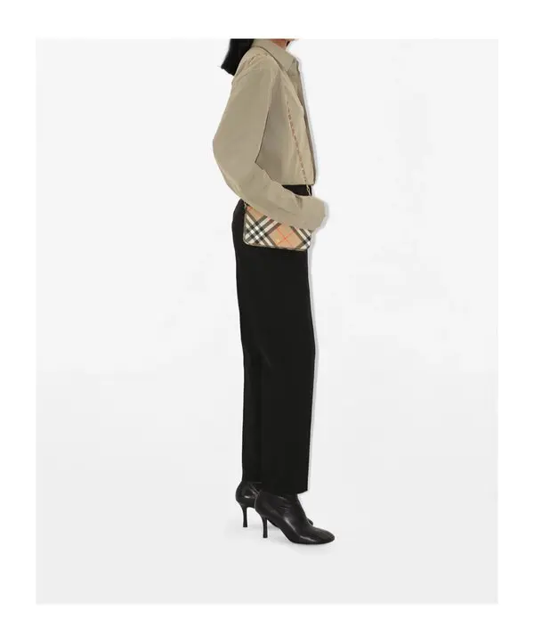 Burberry Checked Chain-linked Wallet