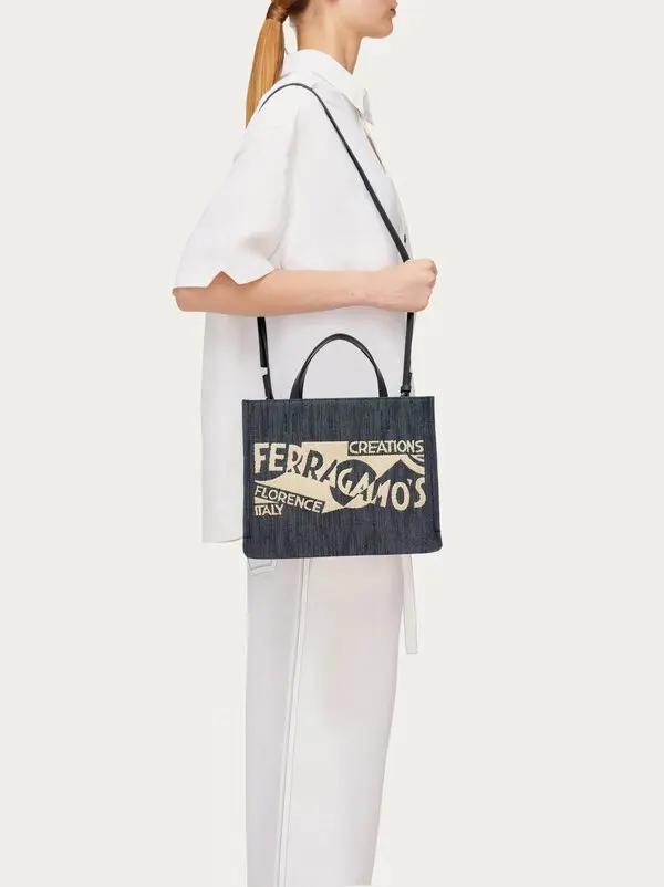 FERRAGAMO Logo Shoulder Bag