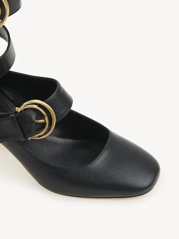 Chloé Alizè Pumps With Buckle Detailing