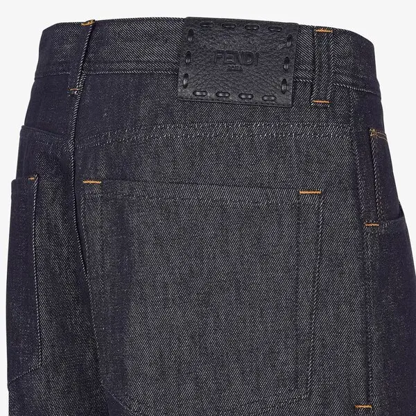 Fendi Straight-leg Jeans With Logo Patch - Blue
