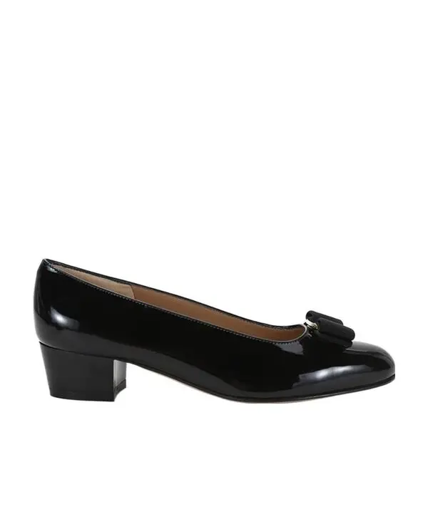 FERRAGAMO Patent Bow Detail Low Heel Pumps - Black