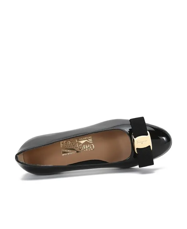 FERRAGAMO Patent Bow Detail Low Heel Pumps - Black
