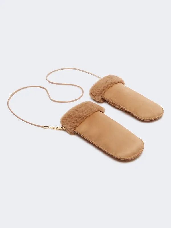 Max Mara Strap-detailed Gloves - Camel