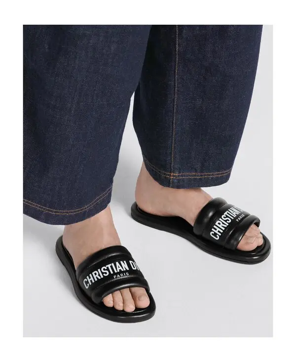 Dior Every-d Embossed Logo Flip Flops - Black