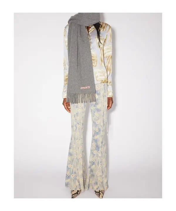 Acne Studios Logo Patch Fringed-edge Scarf - Grey