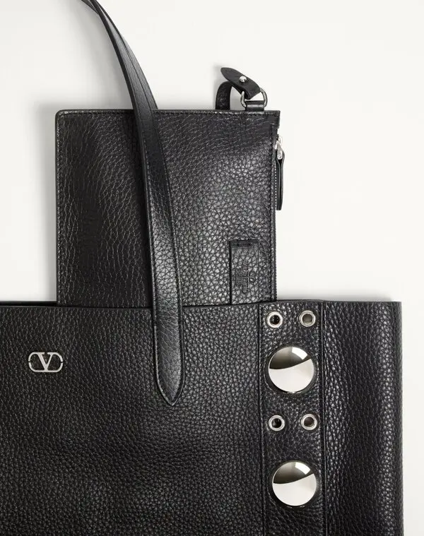 Valentino Garavani Nellcôte' Logo Plaque Shoulder Bag - Black