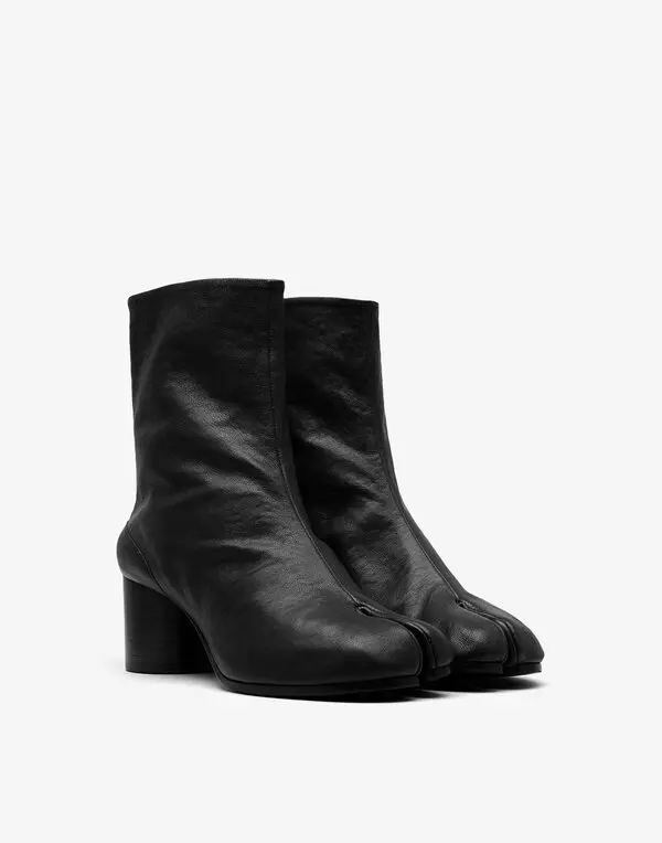 MAISON MARGIELA Tabi Toe Block Heeled Ankle Boots - Black
