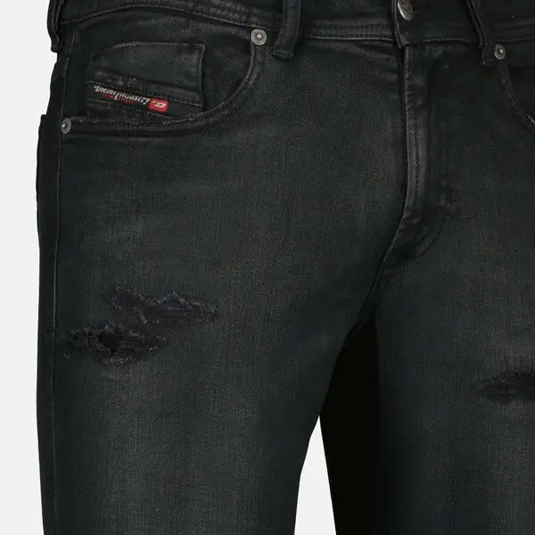 DIESEL® Sleenker 1979 Distressed Jeans - Black