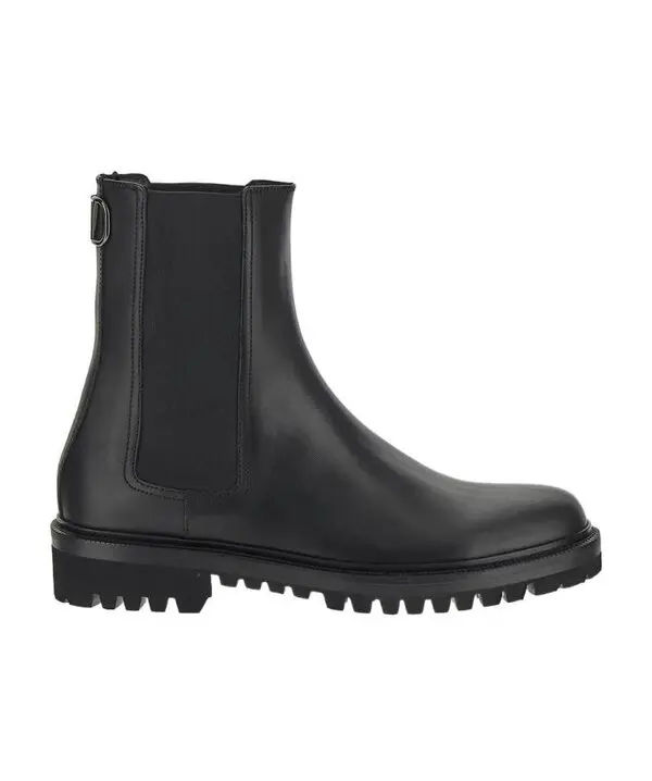 Valentino Garavani Vlogo Plaque Round Toe Chelsea Boots