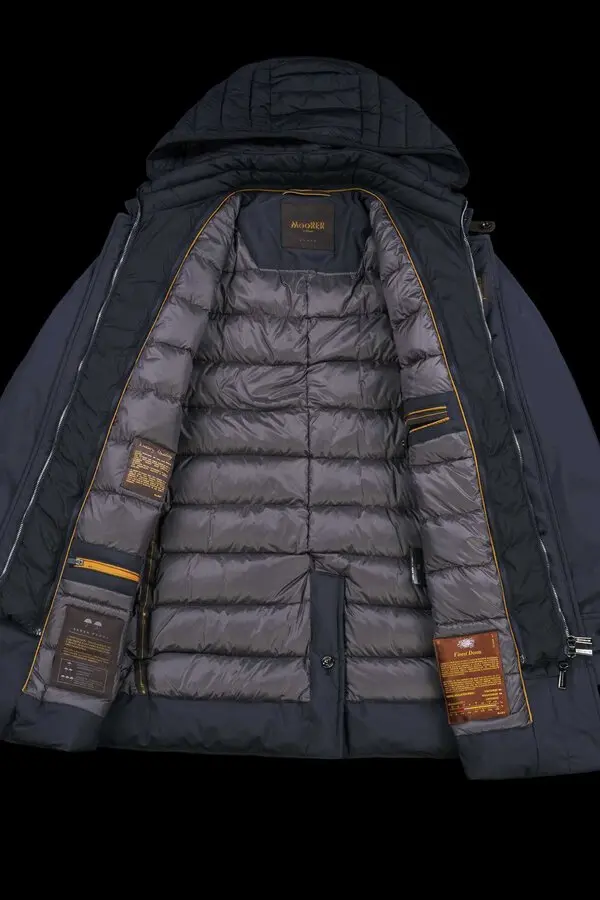 MOORER Long-sleeved Hooded Parka With Zipper And Logo Detail
