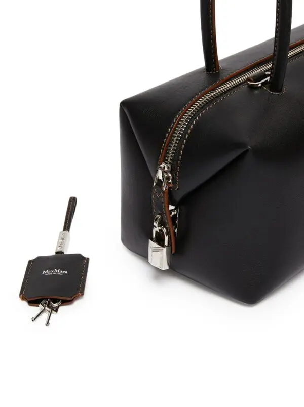 Max Mara Zipped Shoulder Bag - Black