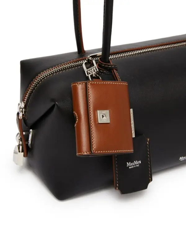 Max Mara Zipped Shoulder Bag - Black