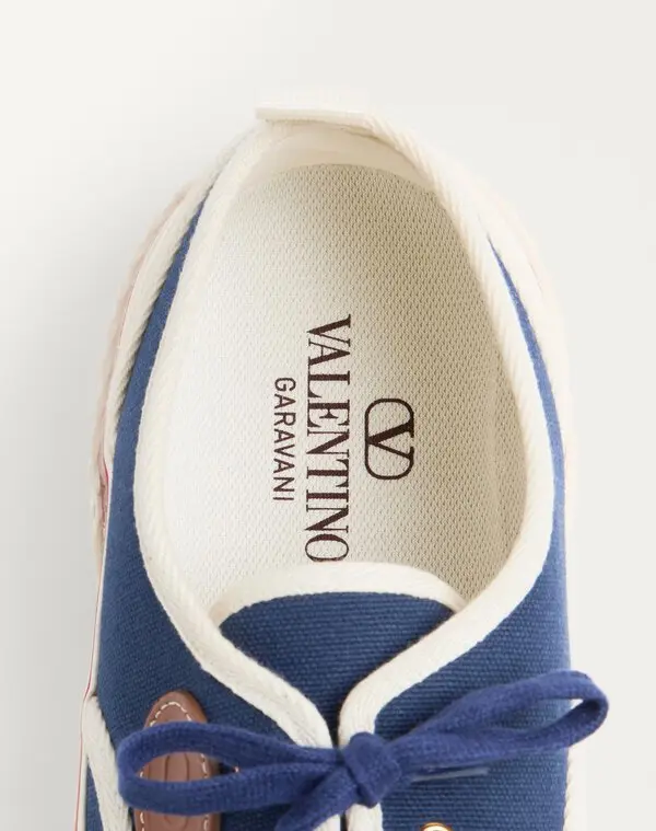 Valentino Garavani Vlogo Signature Lace-up Sneakers - Blue/white