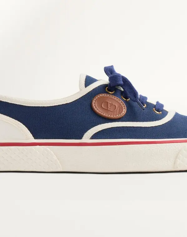 Valentino Garavani Vlogo Signature Lace-up Sneakers - Blue/white