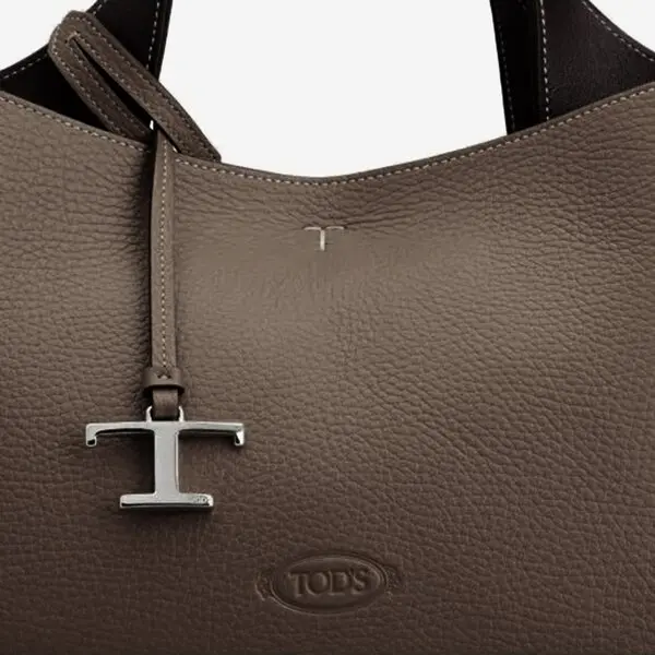 TOD'S Logo Embossed Tote Bag - Brown