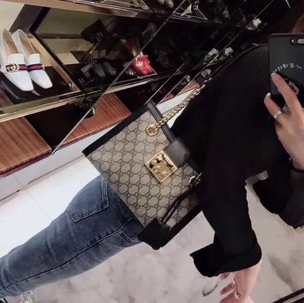 Gucci Padlock Small Gg Shoulder Bag - Black