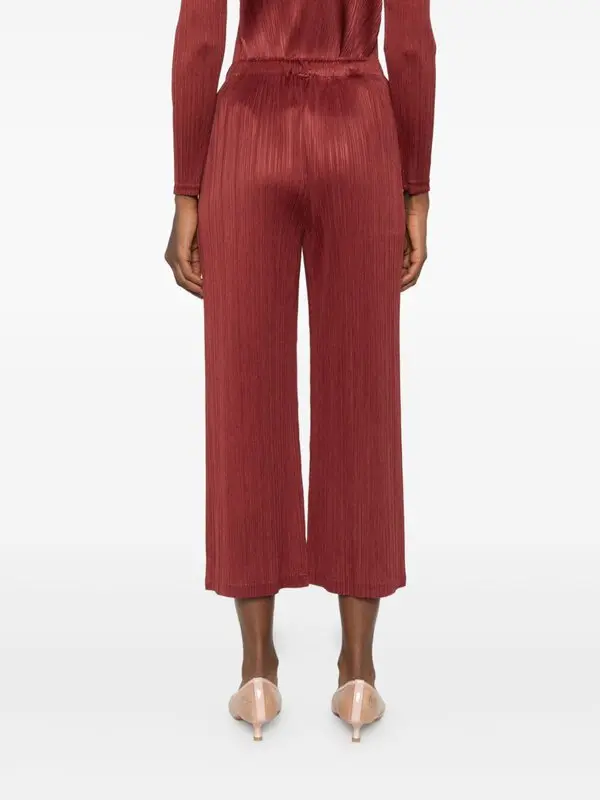 Issey Miyake Elastic Waist Pleated Trousers - Brownish Red